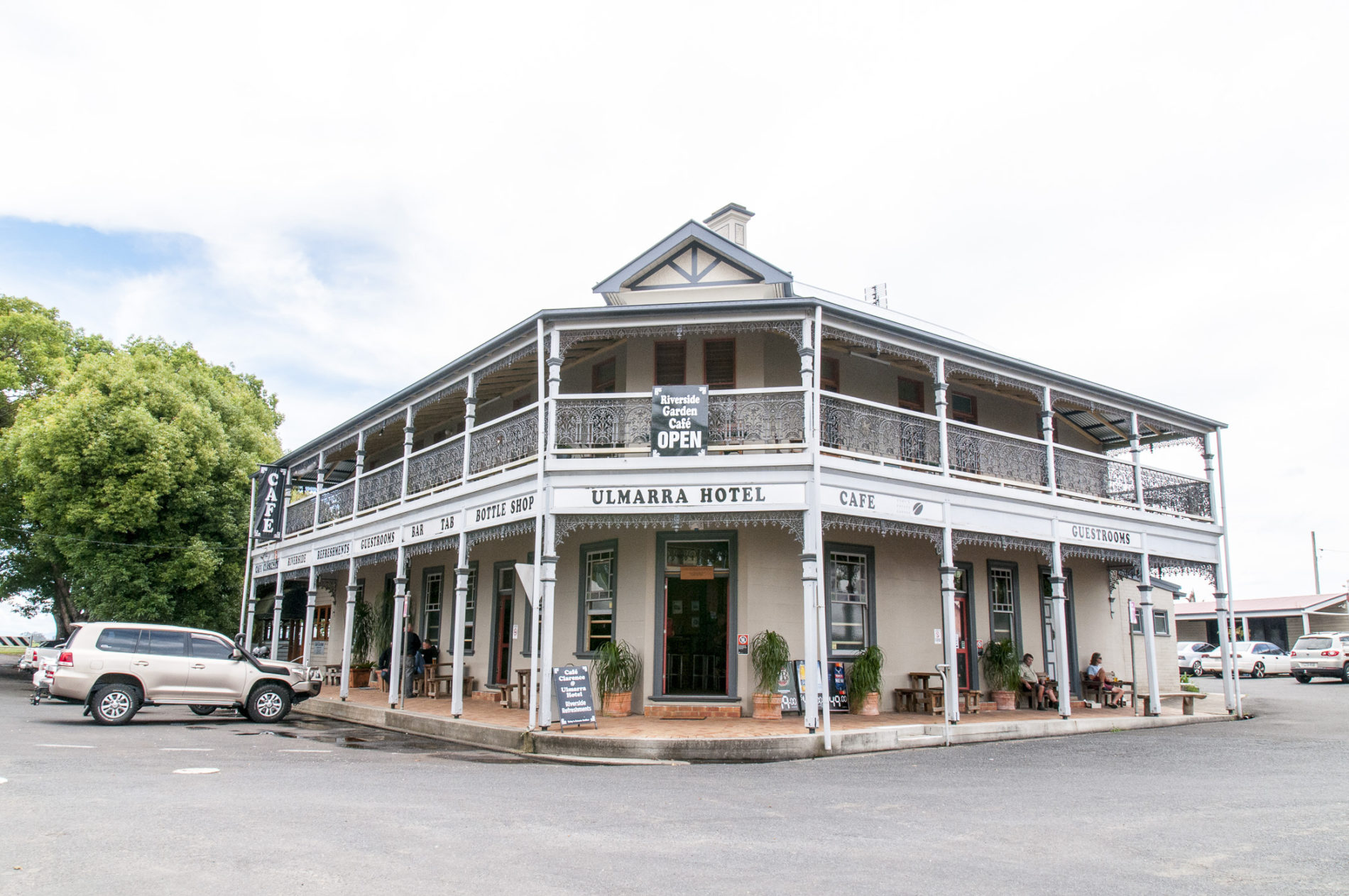 Ulmarra Hotel | Affordable Ulmarra Accommodation - Pub Rooms Directory
