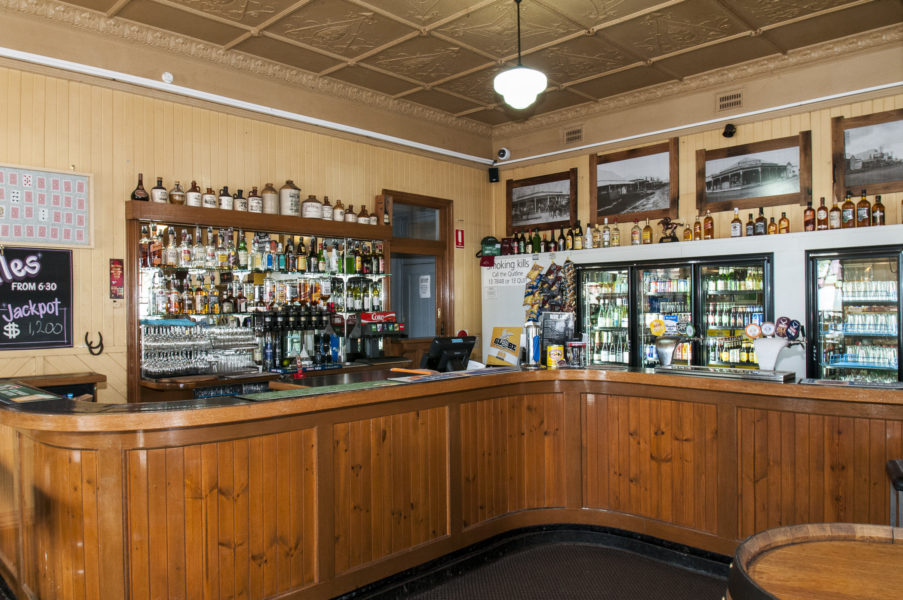 Ulmarra Hotel | Affordable Ulmarra Accommodation - Pub Rooms Directory
