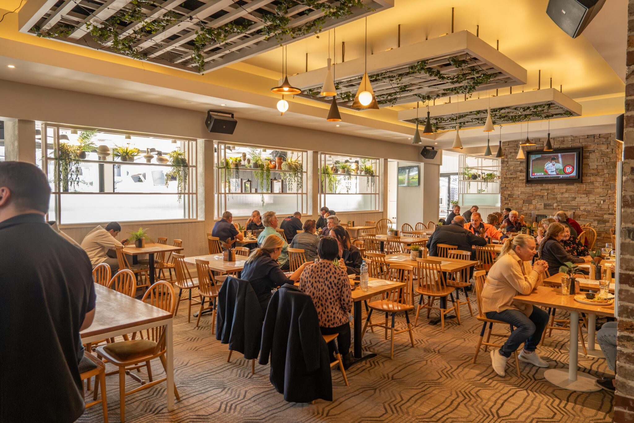 Mill Hotel, Milperra - Pub Rooms Directory