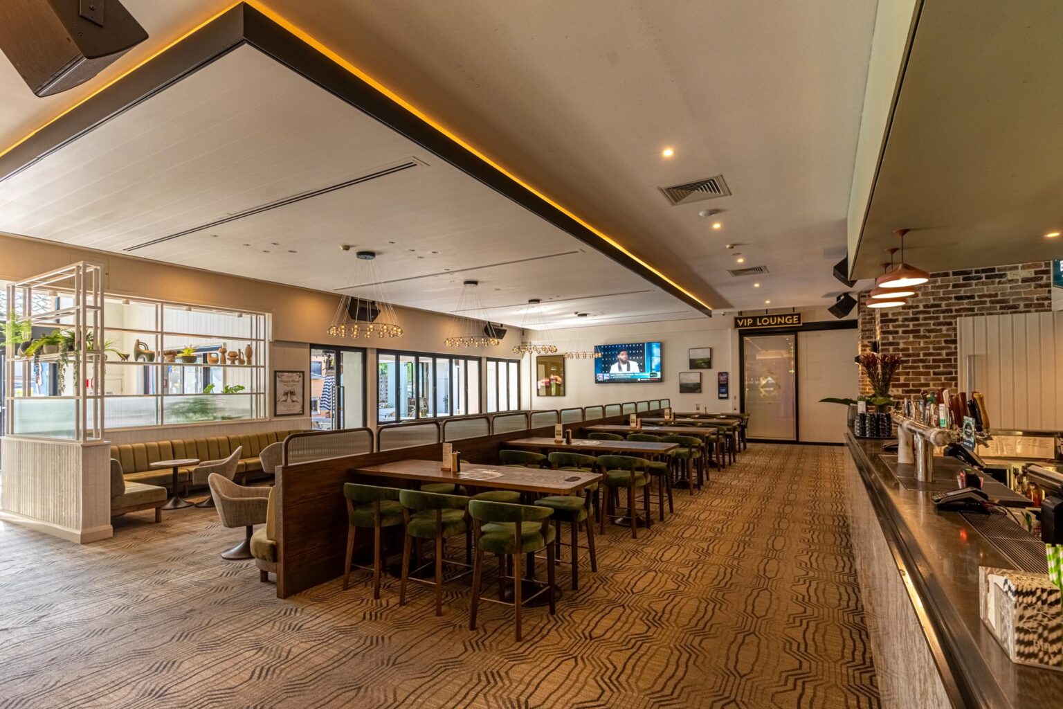 Mill Hotel, Milperra - Pub Rooms Directory